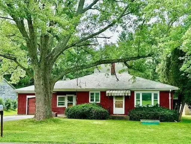 6792 MILLER RD, NEWARK, NY 14513 Single Family Residence For S.