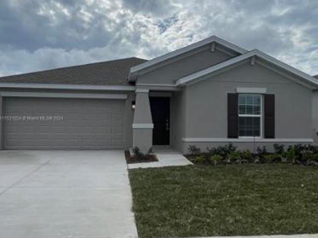 679 Daring Dr, Davenport, FL 33837