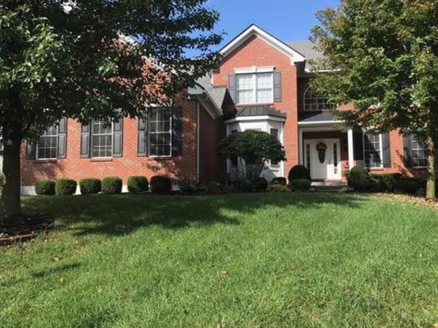 679 Towncrest Dr, Beavercreek, OH 45434