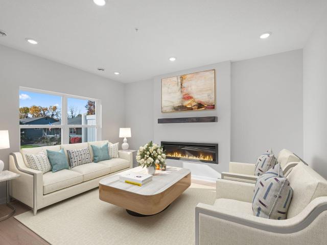 679 Tulare Terrace