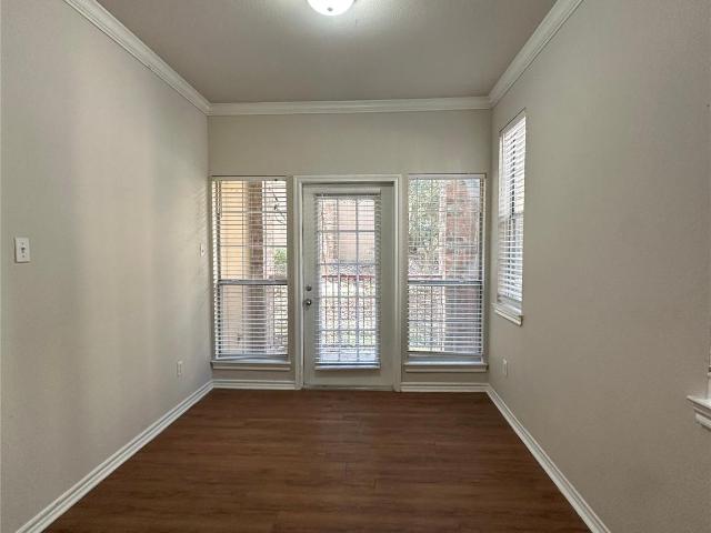 6804 N Capital Of Texas Highway # 212