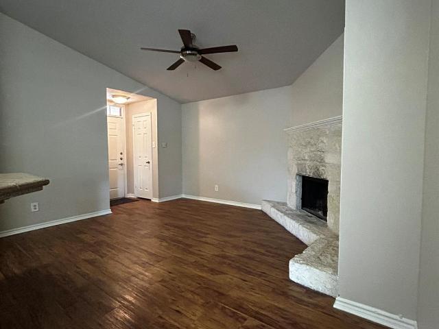 6804 N Capital Of Texas Highway # 827