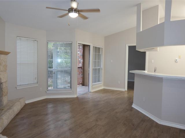 6804 N Capital of Texas Highway # 825