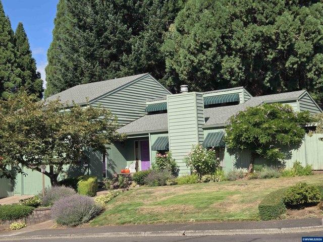 6804 Lemongrass Loop S, Salem, OR 97306