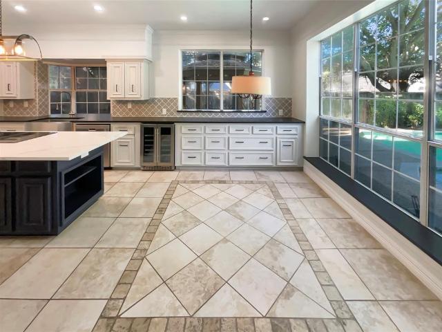 6804 Savannah Ln, Fort Worth, TX 76132 | MLS #21105 | Compass