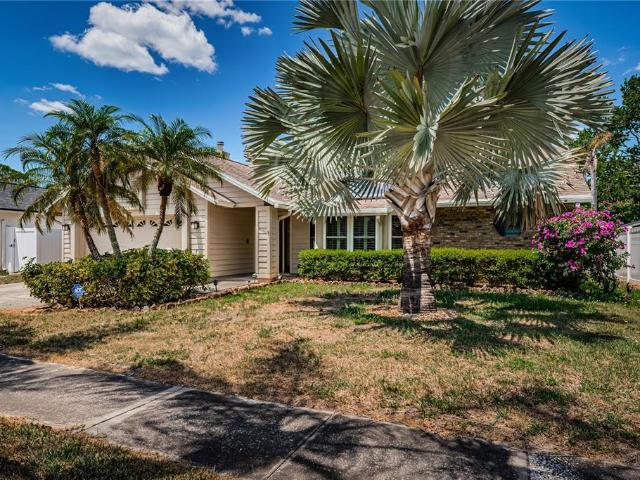 6804 Seafairer Dr, Tampa, FL 33615 | MLS #TB8500