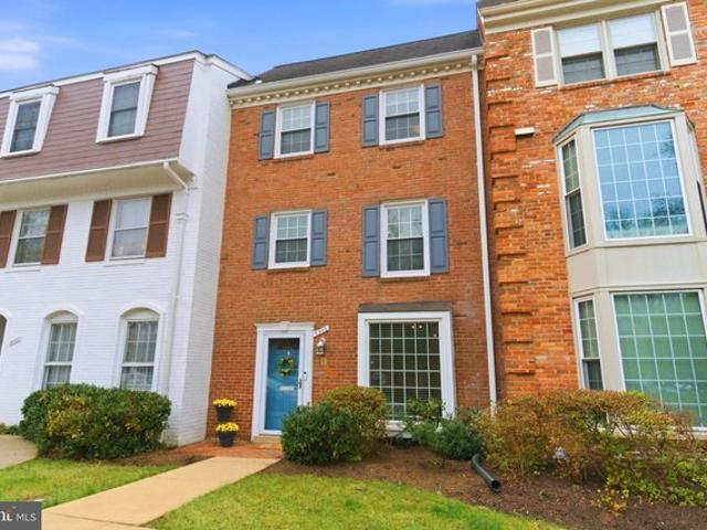 6805 Market Square Dr, McLean, VA 22101