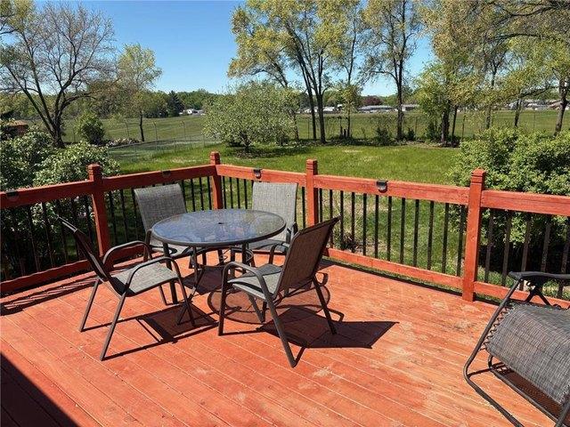 6805 Craig Ct, Inver Grove Heights, MN 55076