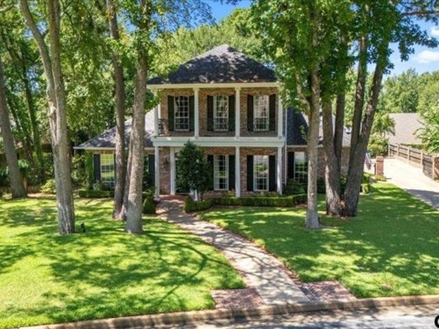 6805 Hollytree Cir, Tyler, TX 75703