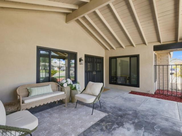 6805 Saddleback Drive
