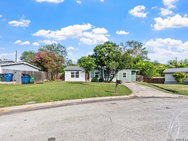 6806 Bender Dr