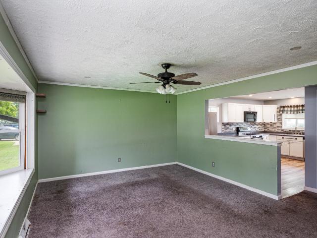 6806 Brian Dr