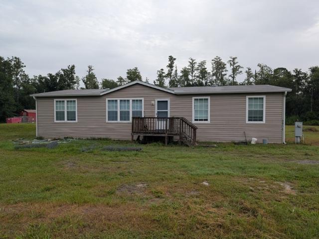 6806 PEARSON LANE, 3 beds, 2 full baths