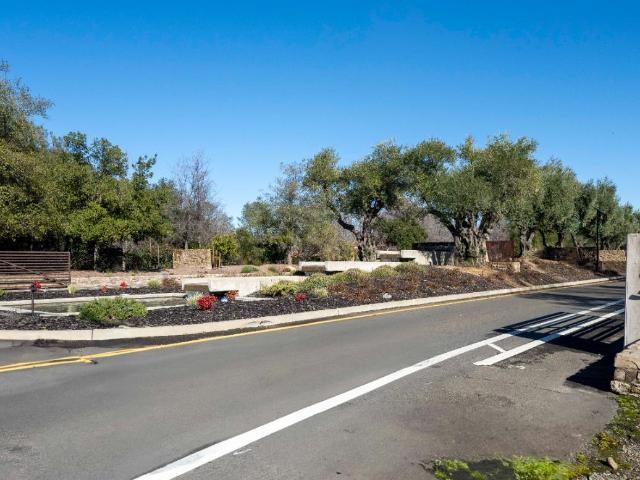 6806 Rutherford Canyon Rd, Loomis, CA 95650 | MLS #226012 | Compass