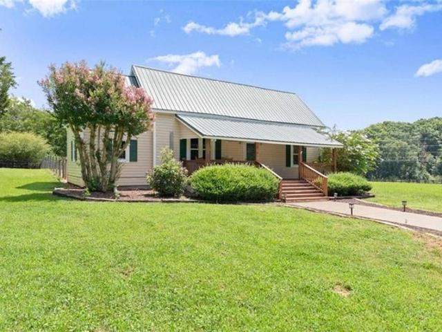 6806 Shoal Creek Rd, Clermont, GA 30527