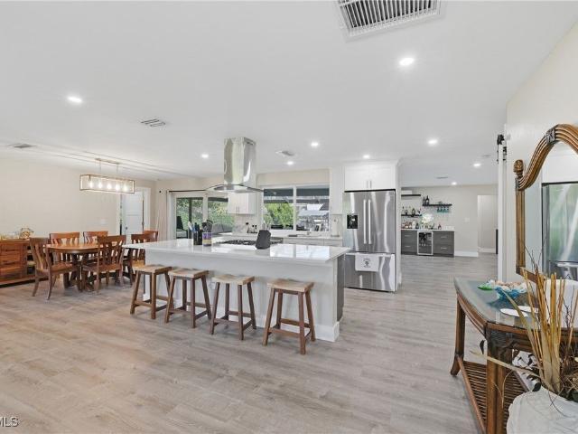 6807 Azalea Lane, Fort Myers, US, FL