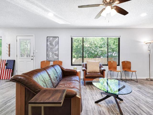6807 Skynook Dr, Austin, TX 78745 | MLS #3070 | Compass