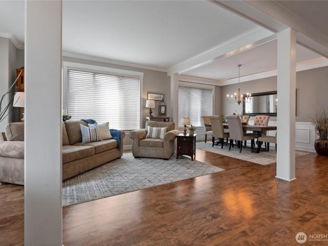 6807 95th Street Court NW