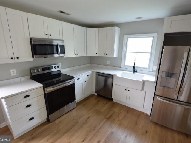 6808 Main Street