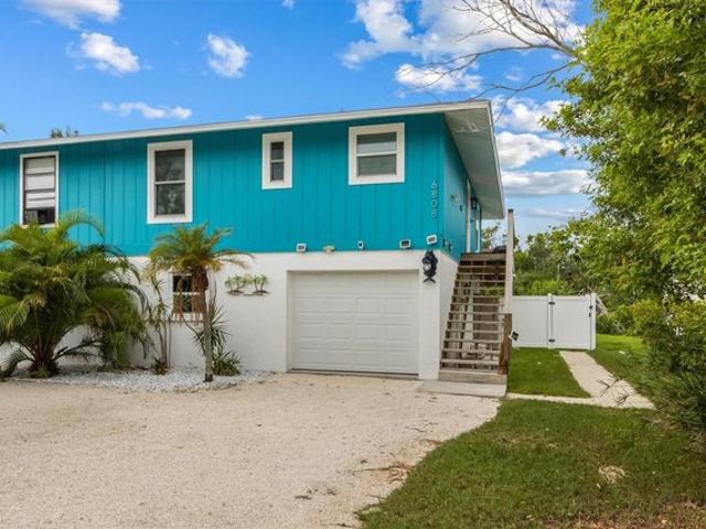 6808 Palm Dr Unit B, Holmes Beach, FL 34217