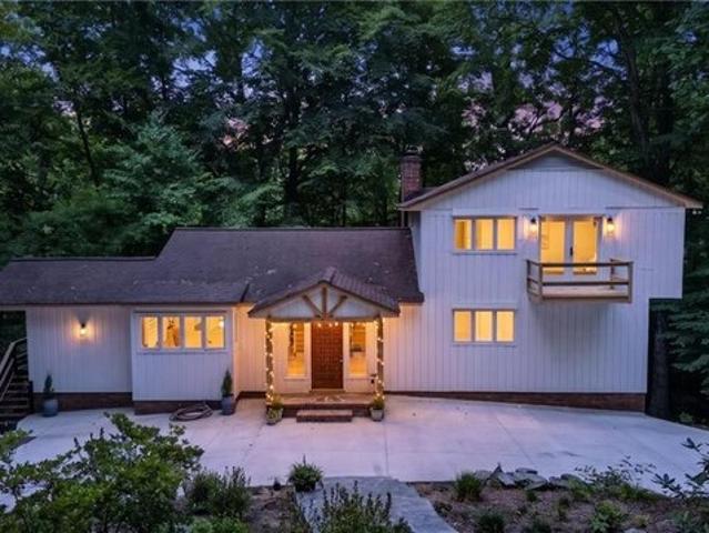 6809 Brookbank Rd, Summerfield, NC 27358