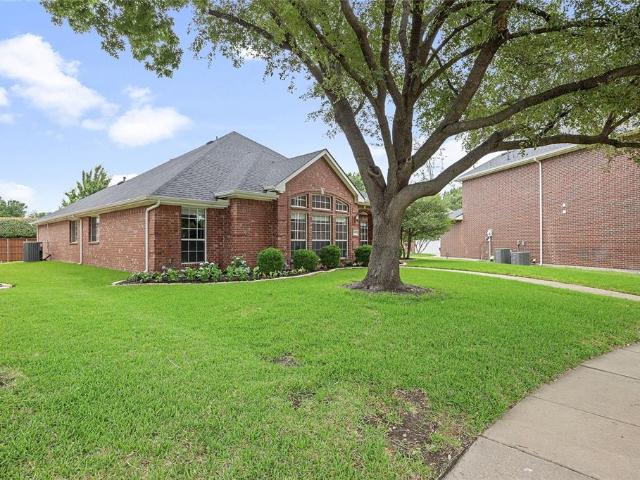 6809 Locksley Circle