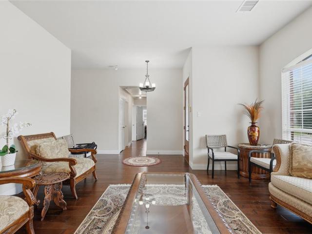 6809 Westover