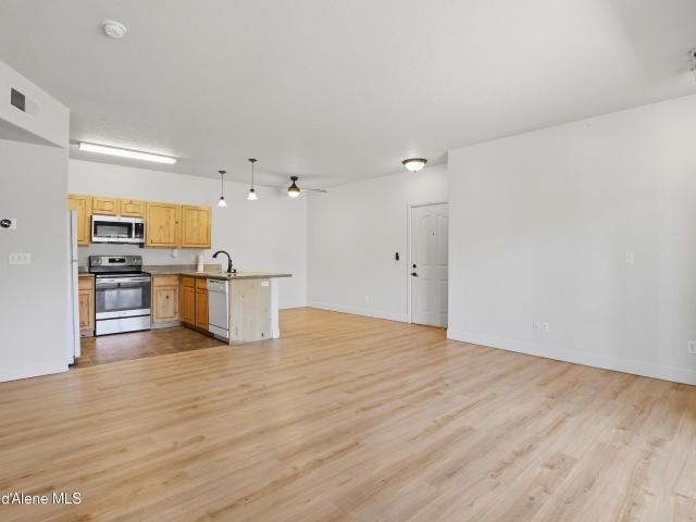6800 N Spurwing Loop, Unit 202, Coeur D'Alene, ID 83815 | MLS #26 3744