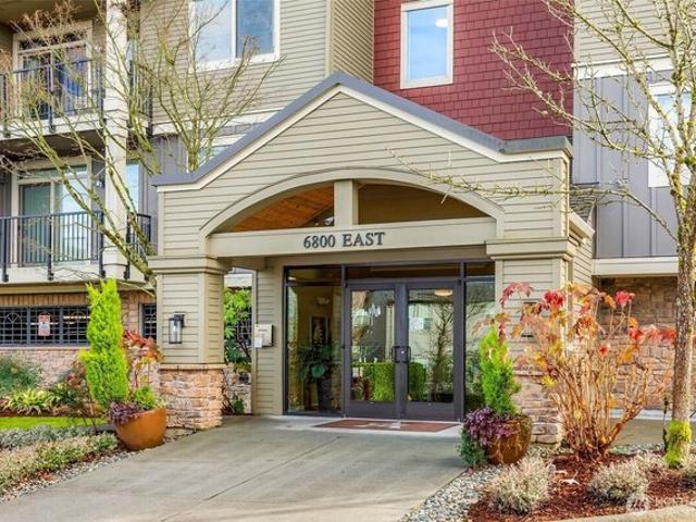 6800 nd Pl SE Unit E207, Newcastle, WA 98059