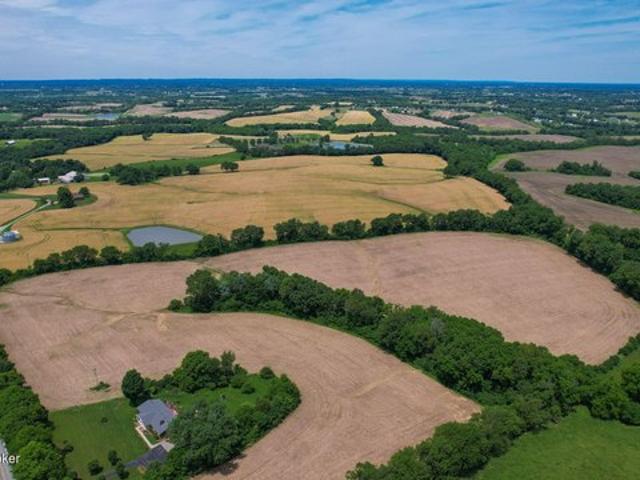 6800 Bloomfield Rd, Bardstown, KY 40004