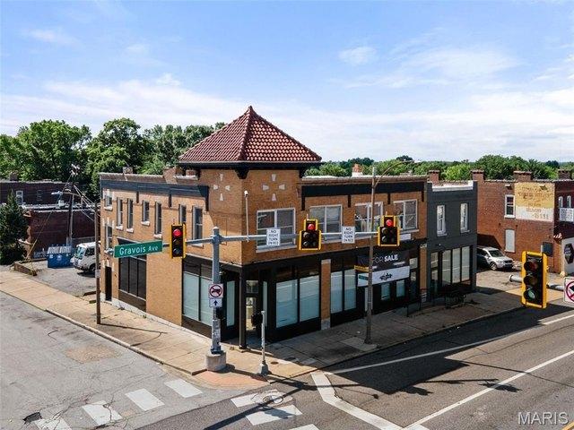 6800 Gravois Ave, Saint Louis, MO 63116