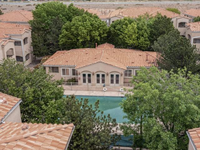 6800 Vista Del Norte Road NE 913