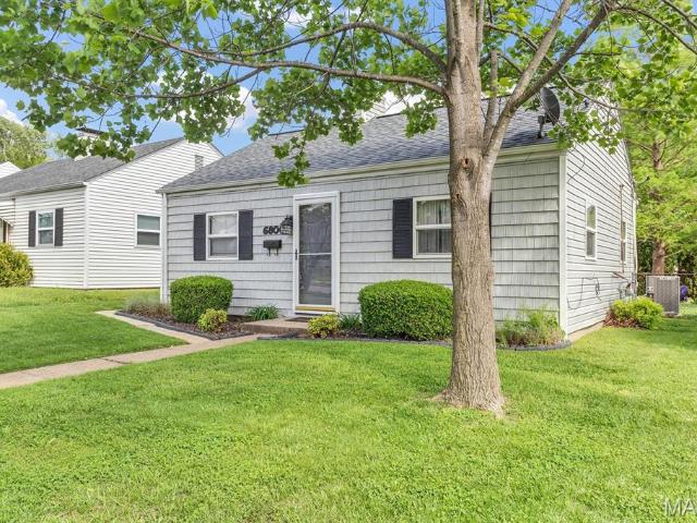 6800 Wanda Ave, St. Louis, MO 63116 | MLS #26024 | Compass