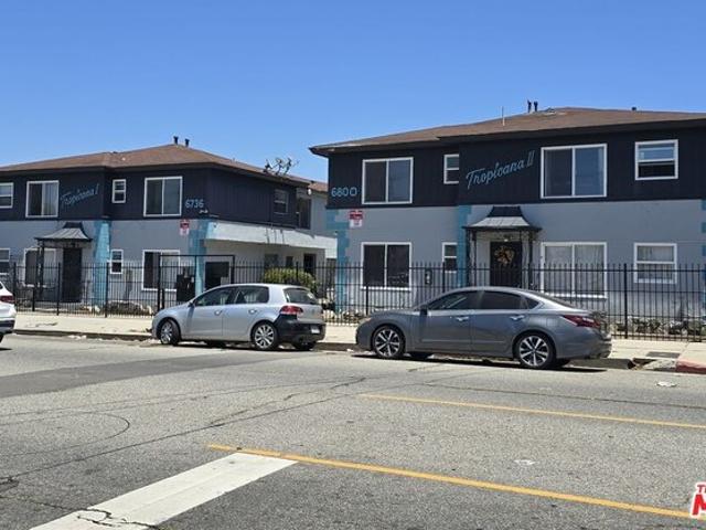 6800 West Blvd, Los Angeles, CA 90043