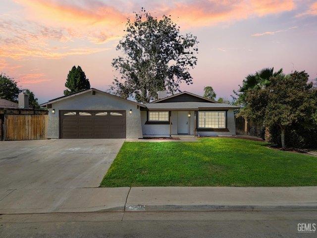 6801 Mignonette St, Bakersfield, CA 93308