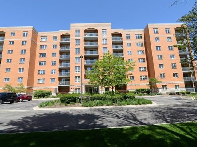 6801 N Milwaukee Ave Apt 707, Niles, IL 60714