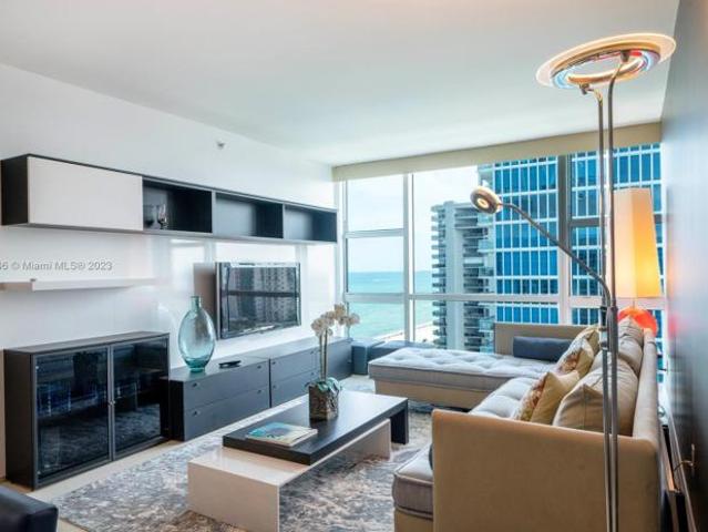 6801 Collins Ave #Lph04, Miami Beach, FL 33141