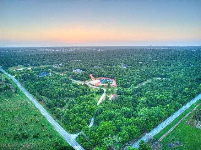 6801 James Creek Trl, Edmond, OK 73034