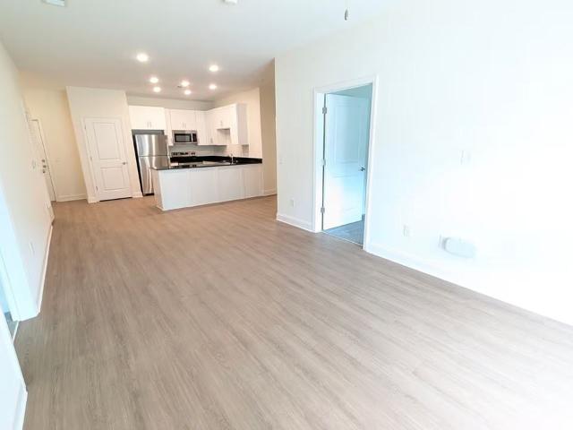 6801 West Apartments 2 Bedroom Apartment for Rent at 6801 W Friendly Ave, Greensboro, NC 27410