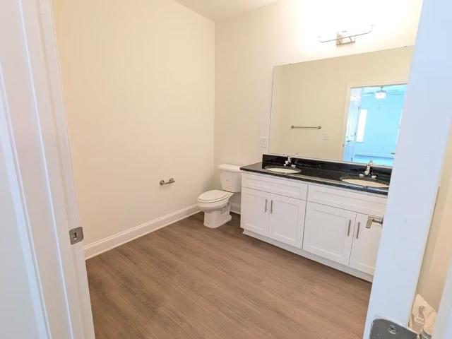 6801 West Apartments 2 Bedroom Apartment for Rent at 6801 W Friendly Ave, Greensboro, NC 27410