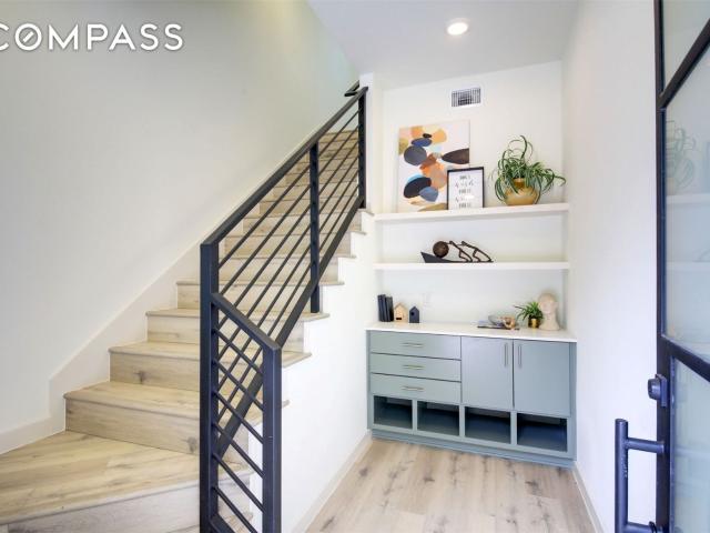6802 Montana St 2, Austin, TX