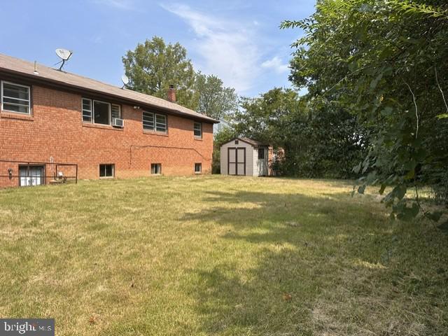 6803 Louise Lane