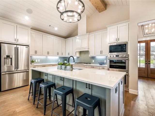 6803 SW Brilliance Terrace