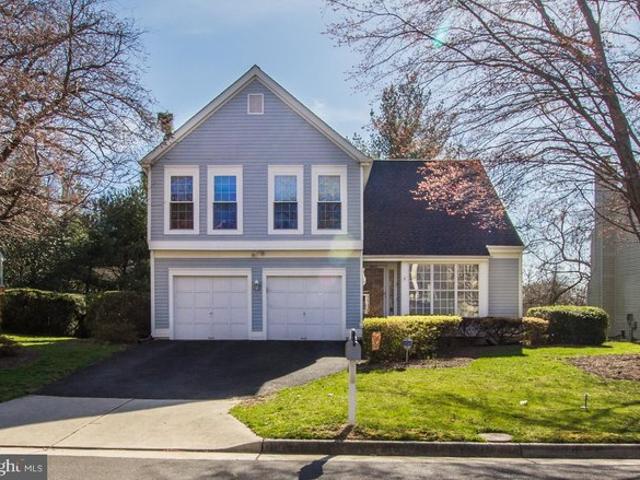 6803 Woodstone Pl, Alexandria, VA 22306