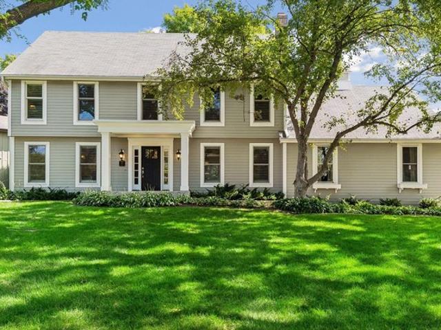 680 Alvarado Ln N, Plymouth, MN 55447