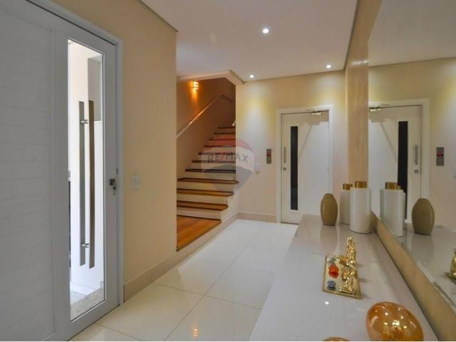 680 Área Útil Casa de Condomínio Alugar, 4 Dormitórios localizado em Rua Araras, 415, Marambaia, Vinhedo, São Paulo, 13287034 | Brasil