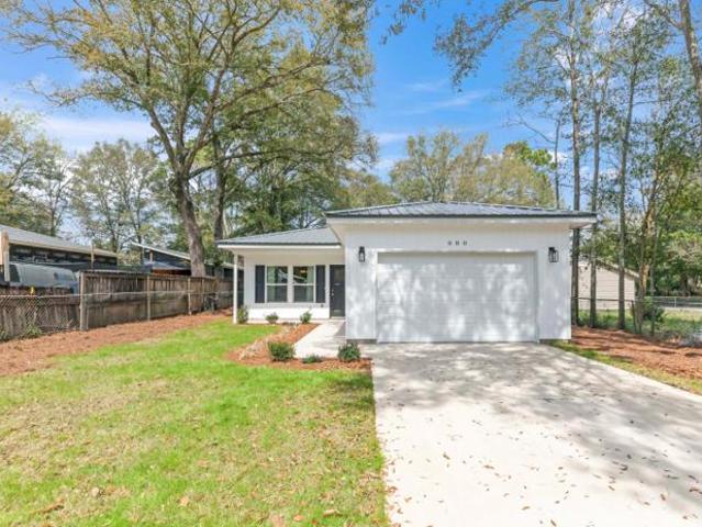680 Brock Ave, Crestview, FL 32539