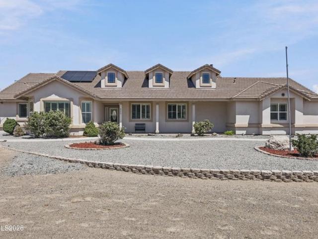 680 Buckskin Dr, Fernley, NV 89408