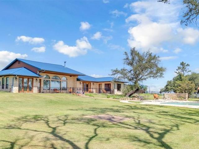 680 E Amity Rd, Salado, TX 76571