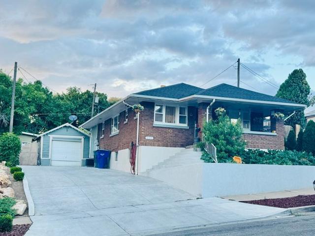680 Kershaw St S, Ogden, UT 84403